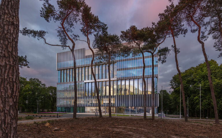DSM Headquarters » Broekbakema