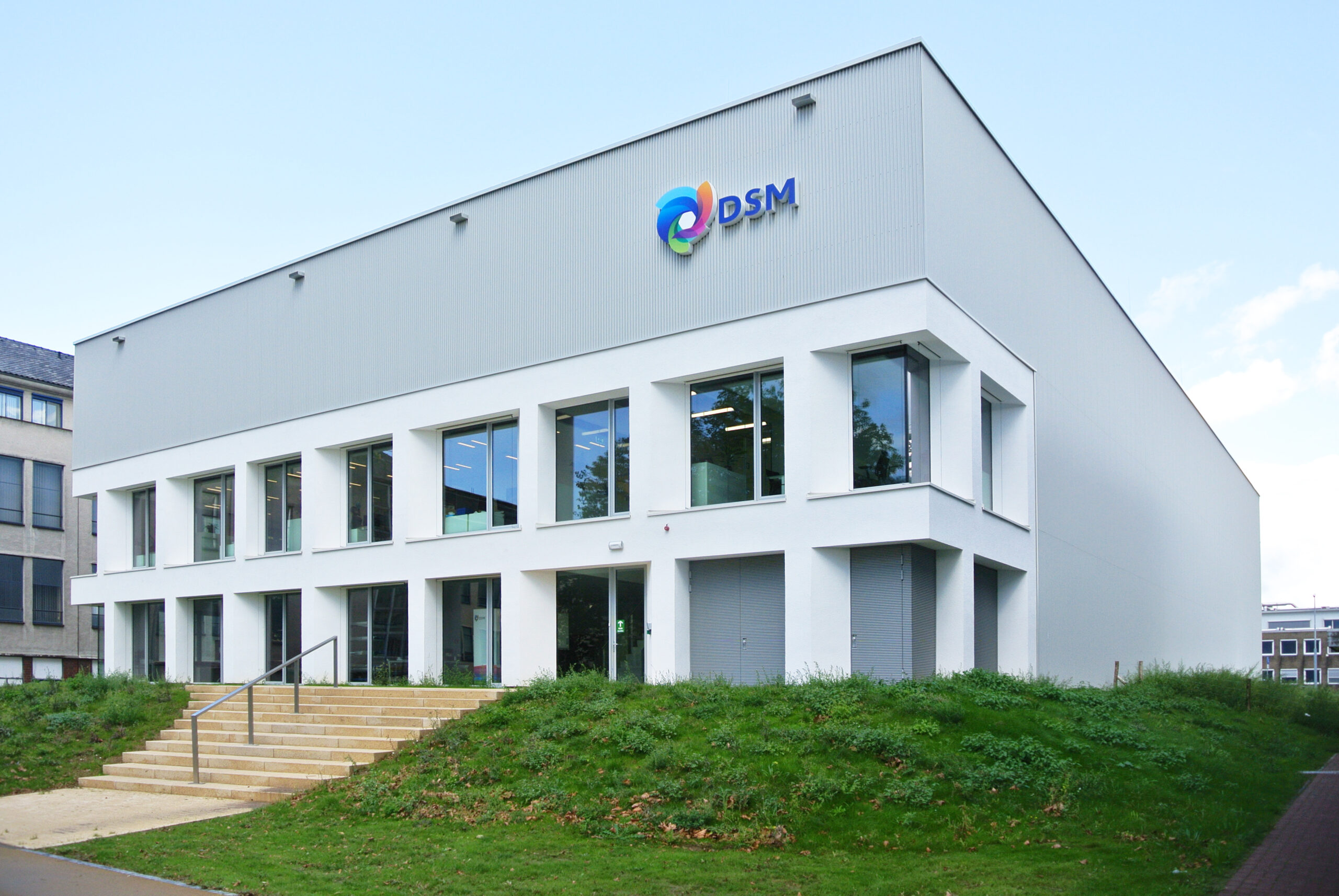 Solar Technology Lab van DSM » Broekbakema